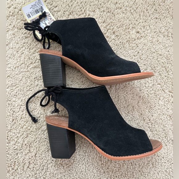 Toms | Shoes | Toms Elba Peeptoe Block Heel Sandal Suede | Poshmark